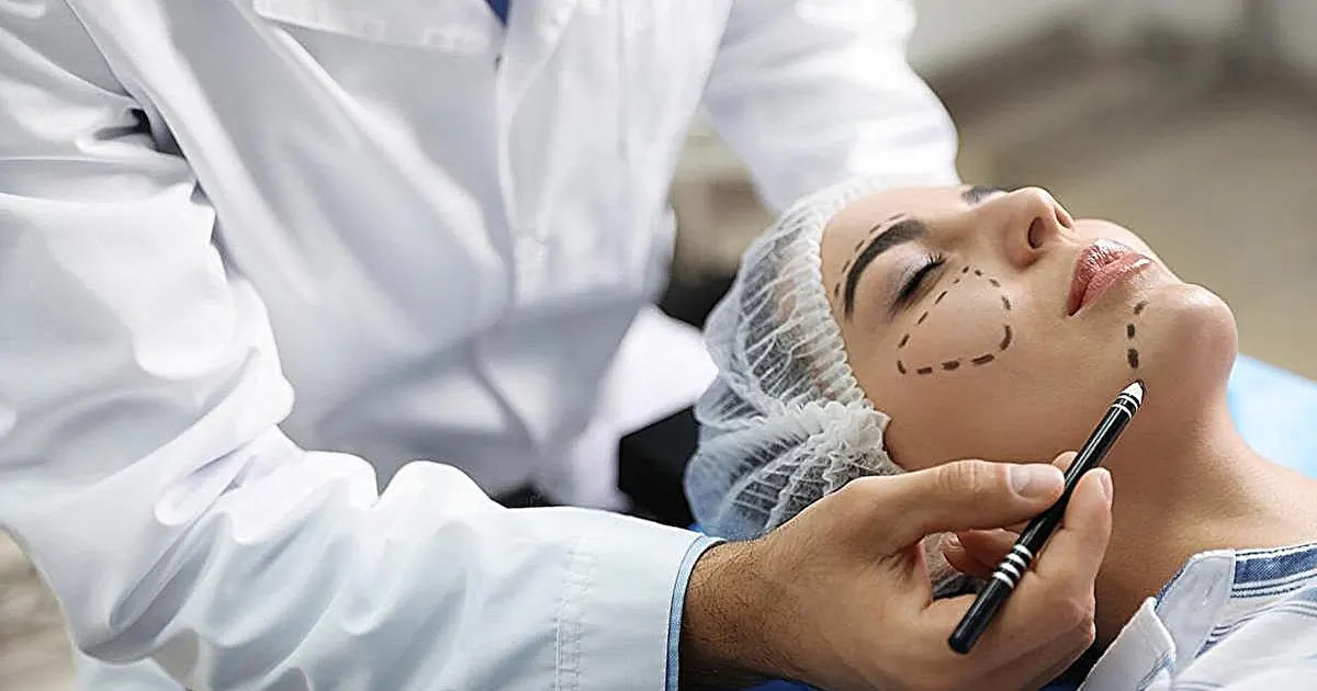 Face Contouring in Pakistan: Top Clinics and Trends for 2025